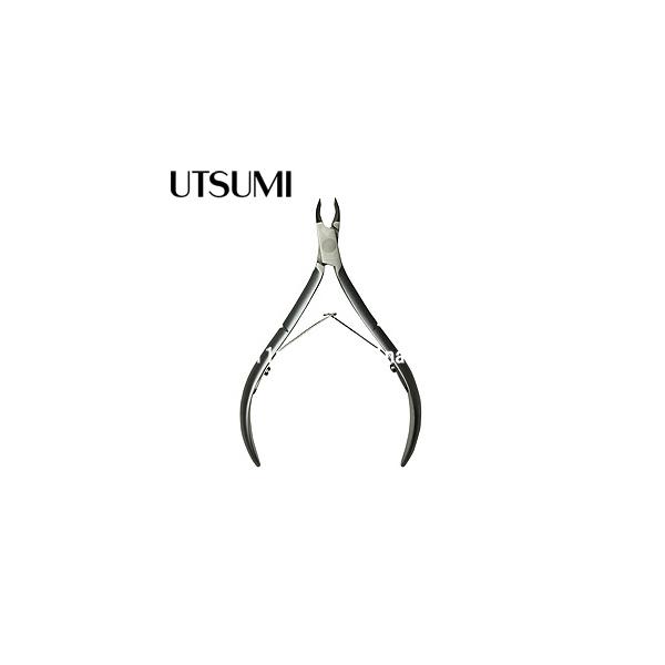 従来より鋭い刃先の仕上がりで、エントリーからステップアップまで十分に対応できます。また、ダブルスプリングならではのしっかりとしたグリップの反発が特徴です。全長:100mm刃長:3mm