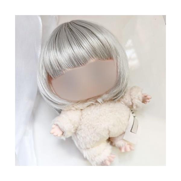ラブブ用のドールウィッグです。高品質な高温繊維を使用し、柔らかく滑らかな質感と自然な光沢のある仕上がりです。頭囲22〜24cmに対応しており、17cmと15cmのラブブにフィットします。カジュアルでかわいいデザインで、人形のスタイリングやコ...