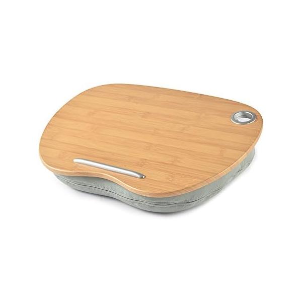 膝上でノートパソコンやタブレットを使用するための軽量なテーブルです。グレーのシンプルなデザインで、通勤や旅行、家庭での使用に適しています。本体重量は約1kgで携帯しやすく、裏面のクッションが安定した操作をサポートします。素材は木の板と枕（充...