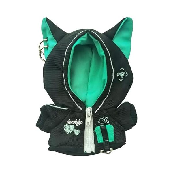 10cmサイズのぬいぐるみに合わせた、サイバーパンク調の猫耳付きパーカーです。ストリート風デザインと猫耳フードが特徴です。柔らかく軽量なポリエステル混素材で作られています。着脱が容易で、刺繍やポケットのディテールがあります。サイズは手作業の...