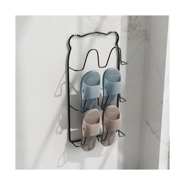 壁掛けタイプのスリッパラックです。穴開け不要の粘着式で簡単に取り付けられ、金属製で防水加工が施されています。素材は金属製で防水加工です。サイズは幅約30cm、高さ約65cm、奥行き約12cmです。多段設計でスリッパやスニーカーを大容量で収納...