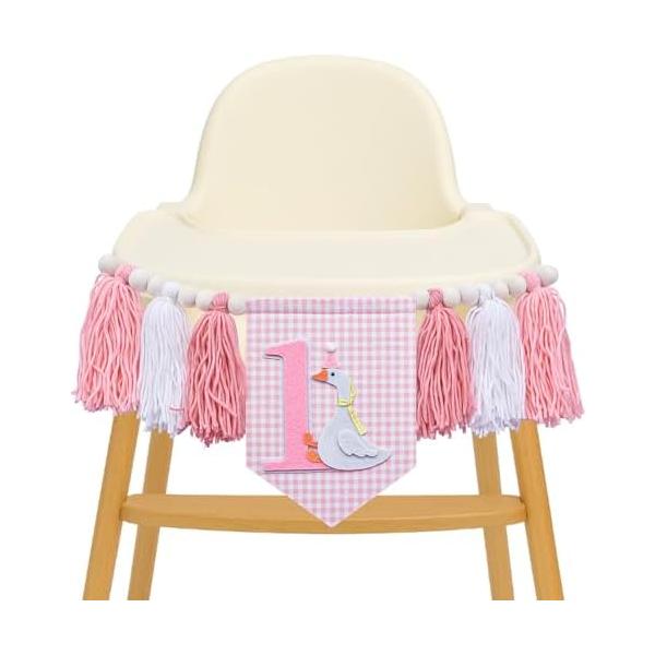 柔らかいピンクのギンガムシールド型フェルトバナーで、女の子の1歳誕生日パーティーを装飾できます。かわいいガチョウとパステルカラーの「1」デザインが特徴です。組み立て済みで吊るすだけで使用可能です。ハイチェアやパーティー背景など多用途に取り付...