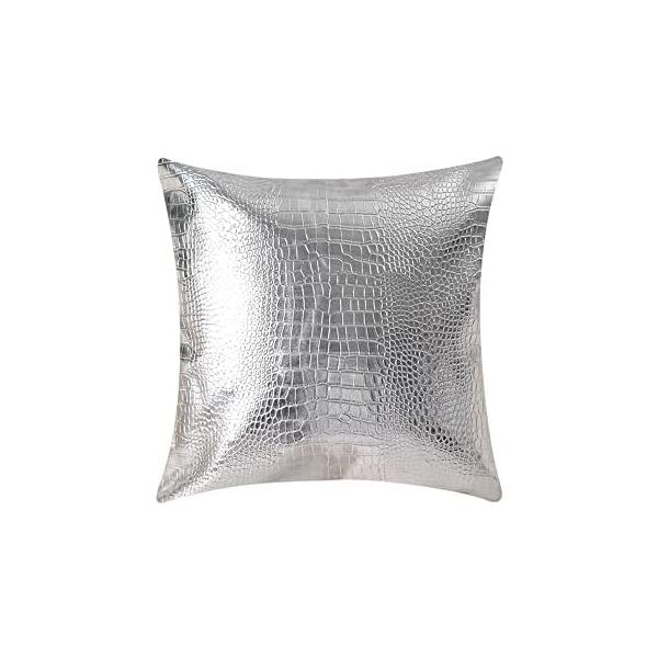 北欧風デザインのクロコダイル柄クッションカバーです。撥水性に優れたPUレザー素材で、汚れに強く手入れが簡単です。隠しジッパー設計で見た目がすっきりしています。サイズは45cm×45cmです。リビング、寝室、オフィス、車の椅子など多様なシーン...