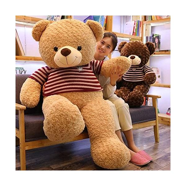 BEARS'HOMEの大型クマぬいぐるみは、ふわふわで柔らかな質感が特徴です。インテリアとして、また贈り物としてもお使いいただけます。高品質なアクリル、コットン、ポリエステル素材を使用しています。中身にはPP綿を詰め、丁寧に作られています。...