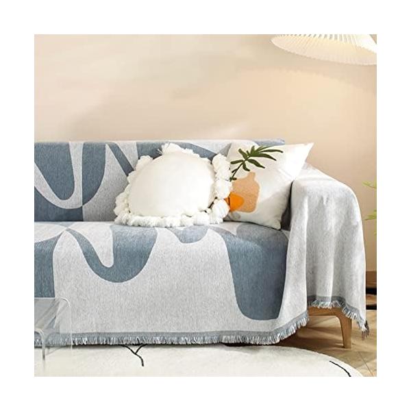 北欧風の無地デザインで、ソファーやベッドなど様々な用途に使える厚手のマルチカバーです。素材はシェニールで、フリンジが付いたおしゃれな仕様です。サイズは約180cm×330cmです。水洗いが可能で清潔を保てます。サイズは手作業のため誤差が生じ...