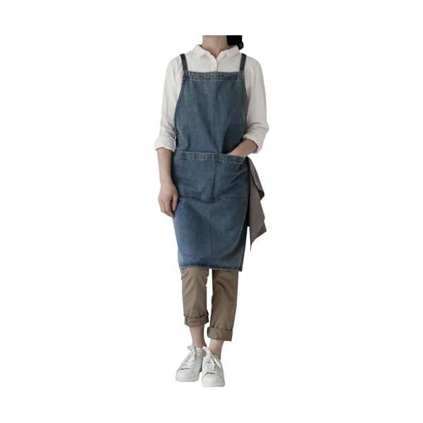 シンプルでカジュアルなデニムエプロンです。H型のデザインで男女兼用、キッチンやガーデニングなど幅広いシーンでお使いいただけます。素材は綿100%のソフトデニムで肌触りが良く、洗濯しやすく乾きが早いのが特徴です。腰ひもでサイズ調整が可能なフリ...