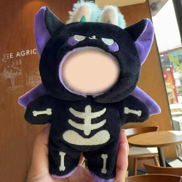 6.69インチドール用のハロウィン限定デザインコスチュームです。ハートロブマカロンをイメージしたユニークなビジュアルが特徴です。ハロウィン限定デザインで、バットモチーフが付属します。ポリエステル製で、高品質な仕上がりです。初代および三代目キ...