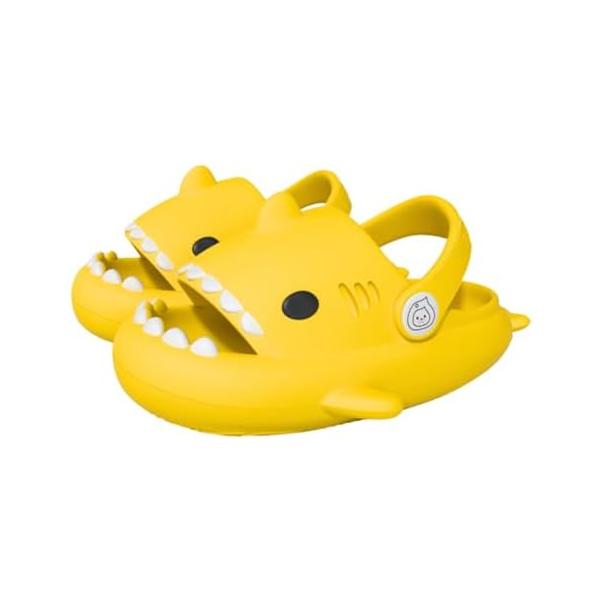 サメの口をモチーフにしたユニークなデザインの子供用スリッパです。防水・滑り止め機能を備え、屋内から屋外まで様々なシーンでお使いいただけます。柔らかく軽量なEVA素材を使用しており、履き心地に優れています。サイズは15cmから20cmまで6種...