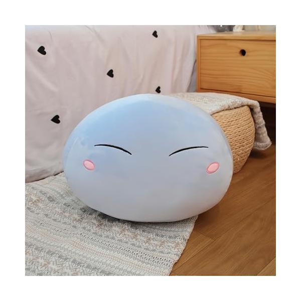 人気アニメ『転生したらスライムだった件』のリムルをモチーフにした、高弾力のぬいぐるみ抱き枕です。素材はPP綿とポリエステル生地を使用しています。サイズは約幅30cm×高さ45cm×奥行15cmです。抱き枕のほか、クッションや座布団としても活...