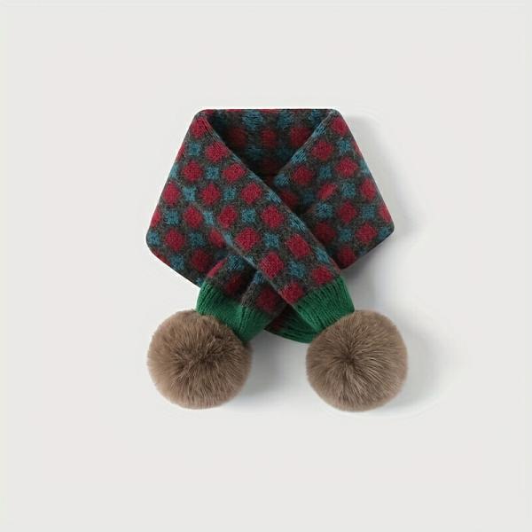 チェック柄とポンポン付きが特徴の厚手防風ネックウォーマーです。厚手生地で防風性に優れ、首元を保温します。ビーニーカラーにポンポンが付いた韓国風デザインです。ライトベージュカラーで服装に合わせやすくなっています。素材はポリエステル85%、アク...