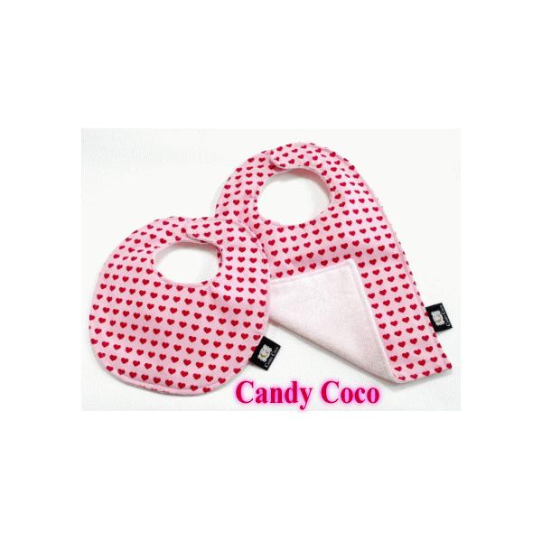 出産祝い女の子ギフト4点セット送料無料。ベビースタイよだれかけ２枚組＆おむつ替えマット＆おむつポーチ4点キャンディココブランドの人気ギフトセットです。実用的なおむつベビー用品ですので、すぐ使えてママがもらって嬉しい喜ばれるギフト。・マット＆...