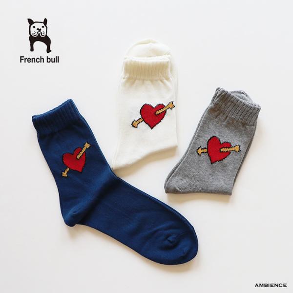 ブランド rench Bull(フレンチブル)商品名 ハートソックス概要 片側はシンプルなハート柄、もう片側は矢で撃ち抜かれたハート柄で、左右の柄が違うポップな靴下です。ベースはオーガニックコットン糸で、ゆるい弾性糸を入れて程よい厚みに編み...