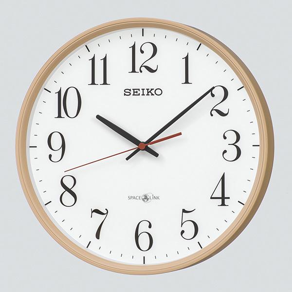 商品番号:GP220A ブランド名:SEIKO シリーズ名:セイコークロック カラー:ホワイト 素材:プラスチック枠（薄茶木目模様塗装）、前面：ガラス サイズ:約直径309×52mm 機能:衛星電波修正機能 電池切れ予告機能 時差修正機能（...