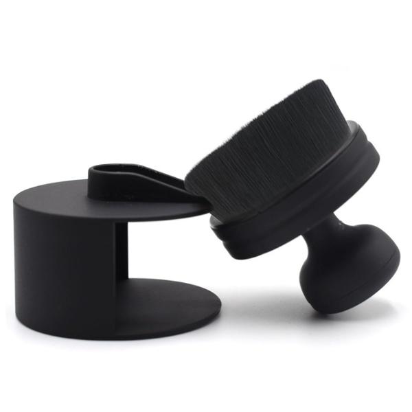 商品名: KITUREK 自動車用タイヤブラシ、高密度ポータブルカーブラシタイヤクリーニングブラシ、ソフトディテールブラシ、シールカバー付きデザイン、車の通気口、セントラルコントロール、ダッシュボード、車のクリーニングアクセサリー(ブラック...