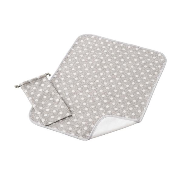 ○携帯用に便利なポーチ付きオムツ替えシートです♪○裏地防水加工だから外出時のオムツ替えにも安心です♪○日本製です。〜ご使用方法〜○パイル綿を表としてご使用下さい。 ○ご家庭でお洗濯ができます。（手洗いをお勧めします）○タンブラー乾燥は避けて...