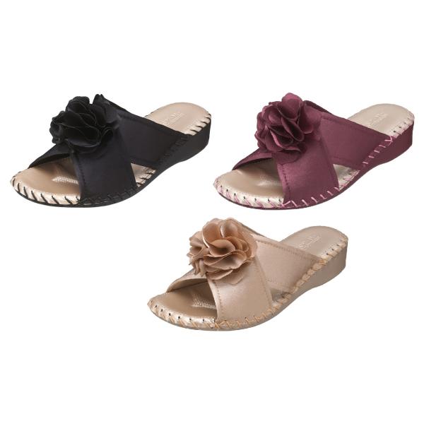 「母の日」「プレゼント」「ギフト」高級感のあるサテン地と甲にあしらわれたフラワーモチーフが上品な足元を演出1足ずつ丁寧に編み上げられた「手編み製法」なので足なじみが良くしなやかな履き心地指つかみと土踏まずをサポートするアーチコンフォート設計...