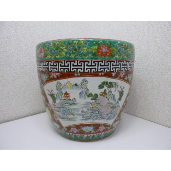 十錦手火鉢の中古です。山水画と花模様が描かれたています。植木鉢のカバー等にもご利用いただけます。