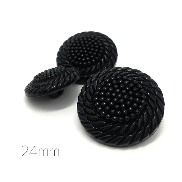 【発売日：2017年09月22日】レトロな雰囲気のブラックのボタンです。ブラックフォーマルやコート・ジャケット、ハンドメイドのアクセサリーのパーツとしておすすめです。ナイロン素材なのでとても軽量でお洋服のシルエットを崩しません。15mm〜2...