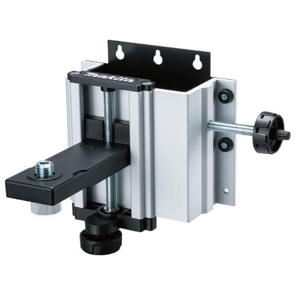 マキタ makita軽天・壁掛け兼用マウント A-69060 ■特長・壁や柱にかけて使う・メタルスタッドへの固定■仕様・昇降量85mm ・取付幅112mm■適用モデルレーザー墨出し器全機種88381548373