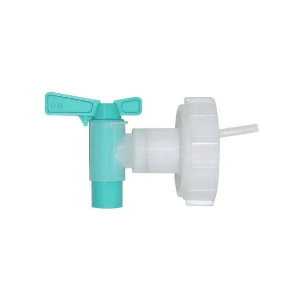 タカギ TAKAGIポリジャグLA226■商品説明水を出したり、止めたりできるポリタンク用蛇口コックです。タンクネジ部外径65mm用。■サイズ・H187×W127×D65 mm■容量・64g■成分・原料樹脂:ポリエチレン、ポリプロピレン、塩...