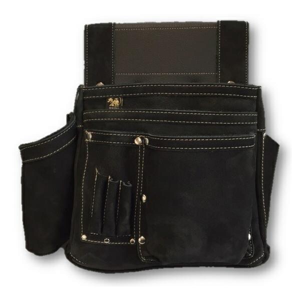 ふくろ倶楽部革シリーズ朱雀 新ヌバック 四型 「黒」 墨つぼホルダー付SZN-834K人気の「朱雀」ヌバックシリーズに今回、手触りや質感はそのままにブラックを追加。従来品同様、高級感ある仕上がりです。■仕様材質：ヌバック(牛革)+人工皮革サ...