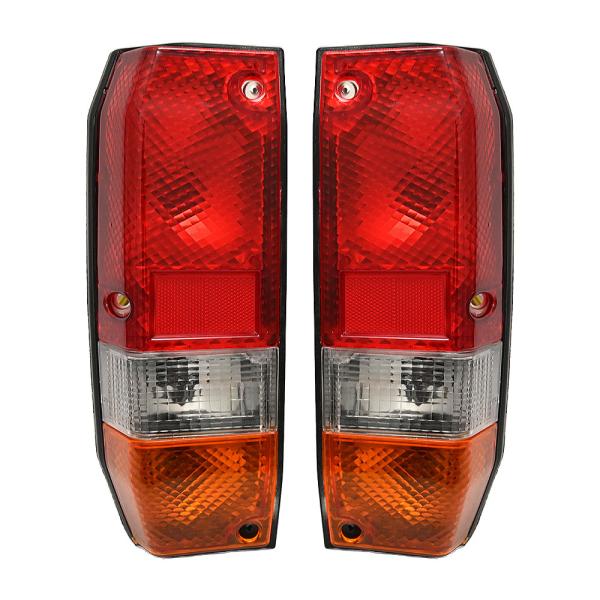 ■送料　【本州/四国/九州：1030円】【北海道：1030円】【沖縄：2570円】【※離島：別途見積もり】【商品説明】テールランプ：左右セット 【適合車種】ランドクルーザー70 75 シリーズ Troopy 1985〜1999年 ショートボディ用