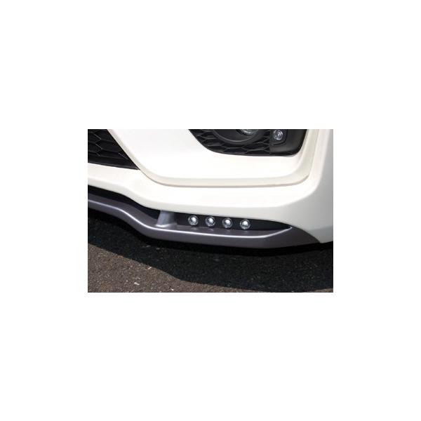 ★BLESS　HYBRYD　SERIES　第３弾！！★HONDA フィット３ 専用エアロ★フロントハーフ専用のデイライトとデイライト取り付けベースのセットです。★４連ＬＥＤを左右に配置し、フロントフェイスをグレードアップします。★デイライト...