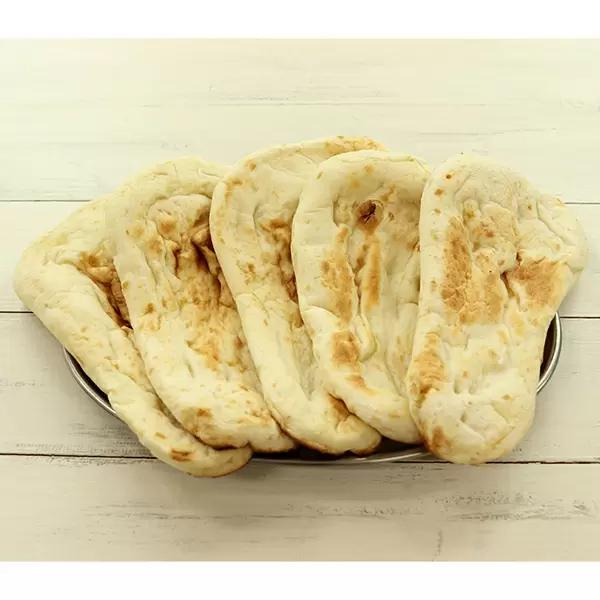 【地域限定送料無料】(※北海道・沖縄・一部離島等除く) 業務用食品高温で焼き上げたこだわりのもちもち食感のナンです。丁寧に手で伸ばした手作り感のある商品です。カレーはもちろん、ピザやオープンサンドなどの様々なメニューにもお使いいただけます。...
