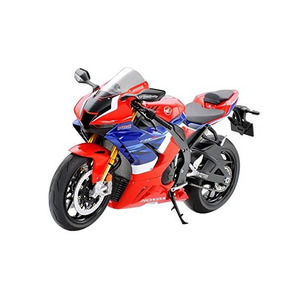 組み立てred/全長176×全幅68×全高96mm/14138・パッケージ個数:1・組み立て塗装が必要なプラモデル。別途、接着剤や工具、塗料等が必要。・1/12スケール未塗装プラスチック組み立てキット・完成時サイズ:全長176mm(191m...