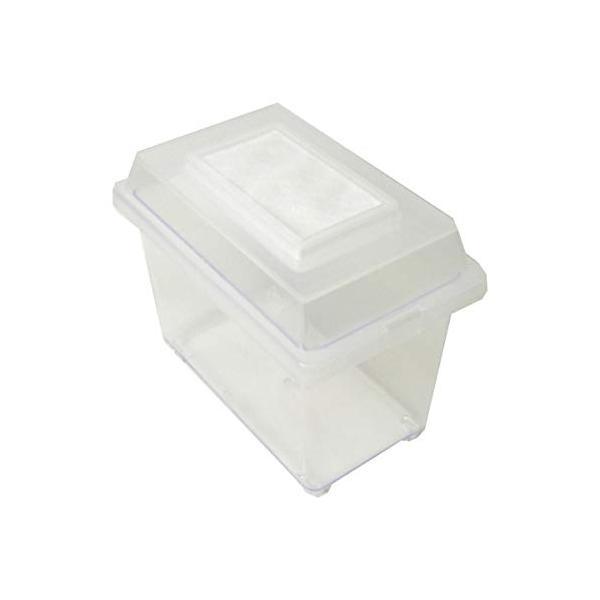 伝統的・パッケージ個数:1・商品サイズ　D110×W180×H145mm・一番扱いやすい定番サイズです・別売パーツのセパレータを取り付ければ、1つのケースで2匹飼育できます・他に「タイニー」「小」「中」「大」サイズがあります