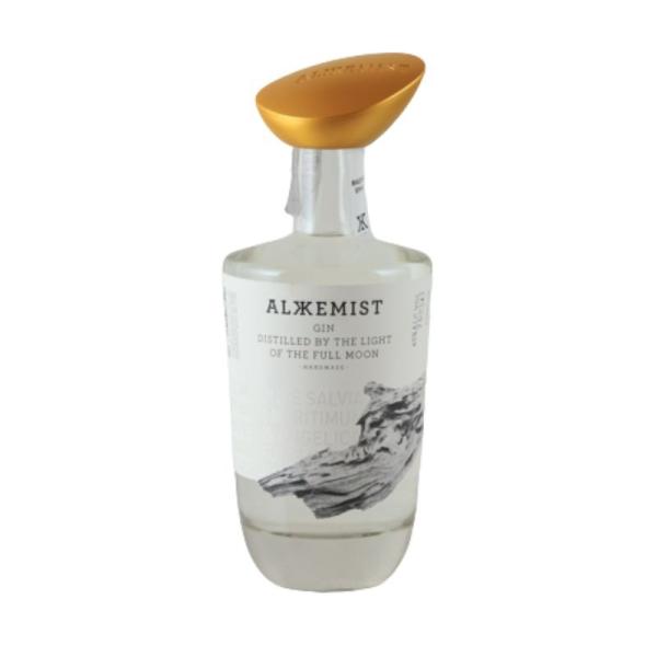 年12回、満月の日のみ蒸留されるロマンチックなスペイン産のプレミアムジン。かつて錬金術で使用されていた伝統的なアランビック蒸留器で、3回の蒸留を経て製造されています。マスカット、コリアンダー、オレンジ果皮、レモン果皮、セージ、カモミールなど...