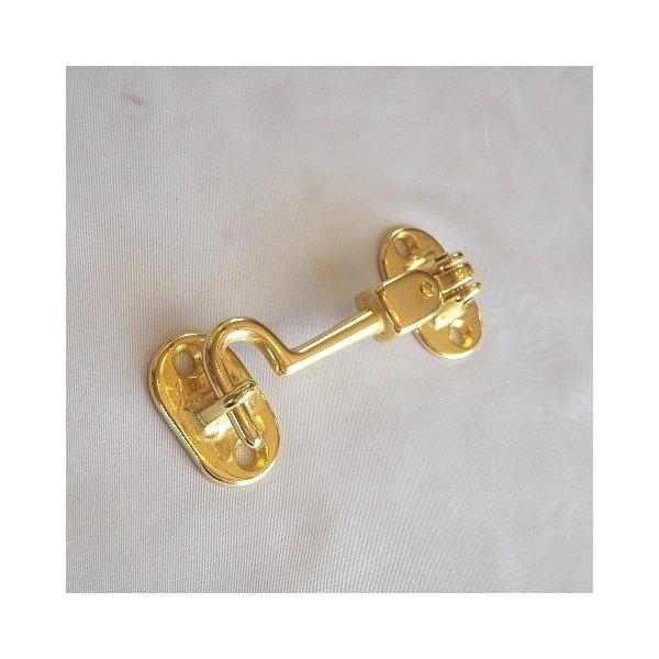 シンプルでご家庭でも使い易いサイズです。スイベルキャビンドアフックとは「スイベル構造をもった船室（キャビン）の扉用フック」という事を意味しています。本来は扉の固定に使用しますが、食器戸棚などに取り付けて扉の開放を防止する事にもご利用いただけ...