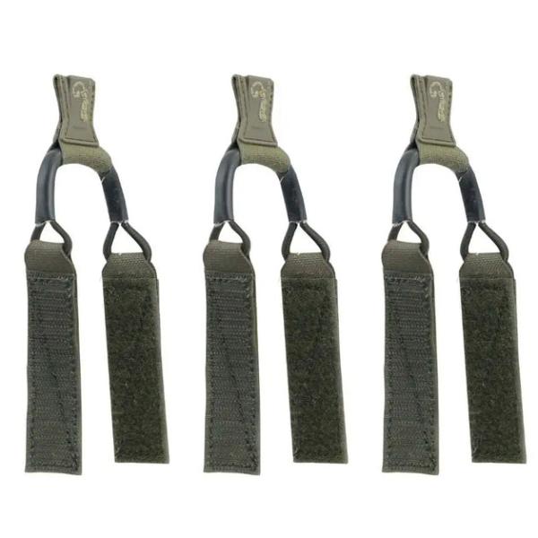 Agilite Jump Retention Tabs〓 は、Pincer〓 Placard やその他の面ファスナーのある場所ならどこでも、瞬時に着脱できます。