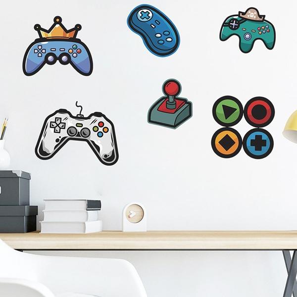 貼ってはがせる！ゲームモチーフのおしゃれなウォールステッカーゲーム好きのお子さまやティーンに大人気！ゲームの世界観をギュッと詰め込んだユニークなセットです。壁やドア、家具などに貼るだけで、お部屋がたちまちゲーミング空間に早変わりします。セッ...
