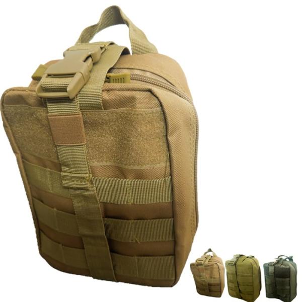 ノーブランド（ジェネリック）素材：ナイロン生産国：中国サイズ：約20×16×10cmタクティカルギア軍や警察、戦闘部隊が装着している装備登山やサバイバルゲームのシーンに似合うおしゃれなミリタリーデザインの収納ツールポーチ/ツールケースナイロ...