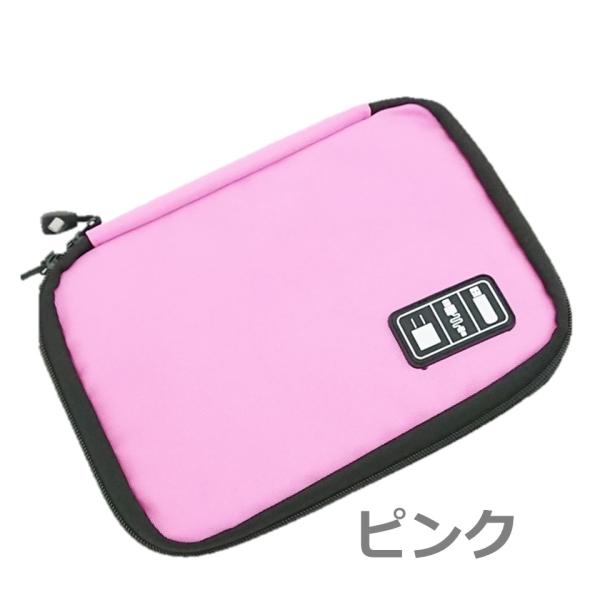 ノーブランド（ジェネリック）素材：ナイロン生産国：中国サイズ：約25.5×18.5×1cmトラベルポーチ外出時に荷物を整理する収納ポーチ カバンの中に入れて使うバッグインバッグポケットや仕切りを作ることで、細かい荷物の位置がしっかり定まり、...