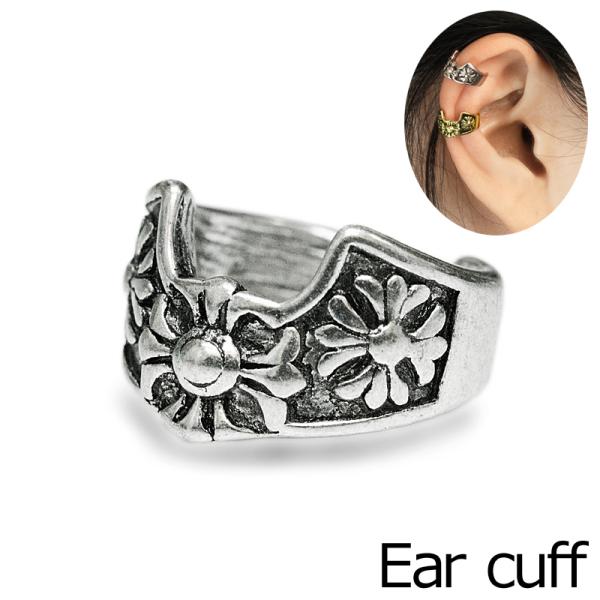 【商品詳細】■本体カラー：シルバー■内径：約10mm■リングの幅：約8mm(一番太い所)■素材：真鍮≪備考≫※ロジウムにアレルギーを持った人はすごく少ないため、最も多様されているコーティング加工です。※※1個売りです。※パーマ液や毛染め液は...