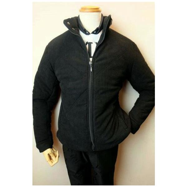 メンズファッション　ブランド「ヴィオラ　コーデュロイニット中綿ジャケット」畝があり保温性・伸縮性に優れたコーデュロイニット生地使用の中綿ジャケットです。袖口はホック止めカフス仕様、ファスナーサイドポケット有り、若干タイトなシルエットです。&...