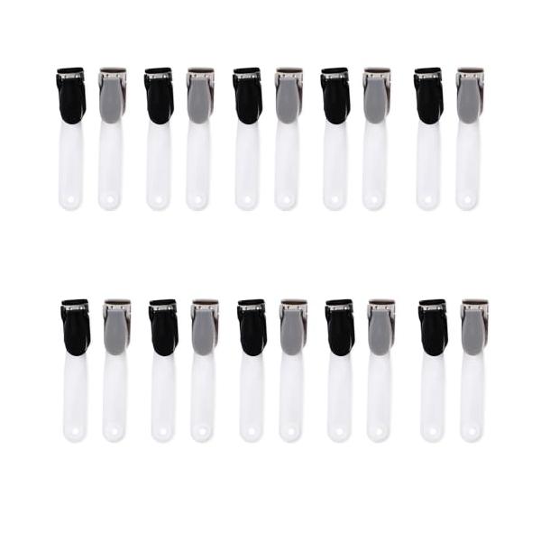 パッケージ 20個 x ポケットクリップ(黒10個、グレー10個です) 材質 プラスチッククリップ*柔らかいなPVCストラップです。 安全 手触り良いで、皮膚、服などを傷つけないバンドクリップ。 使い場所 名札ホルダーやIDカードホルダーと...