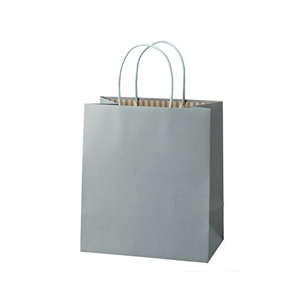 無地でシンプルなデザインながら、色味・質感等にとことんこだわった紙袋。贈り物にはもちろん、アレンジ次第でお店のディスプレイにも。しっかりと質感なのでランチバック等、普段使いにもお勧め。 サイズ  W240mmxH270mmxマチ140mm ...