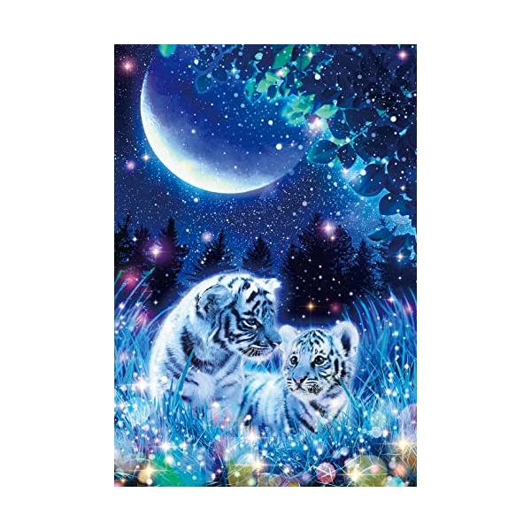 大好評のウィルファー2022年の干支に向けて新作が登場! !従来インキより鮮やかな色調表現を可能にしたカレイド印刷を施しています。裏面には4種類のマークが印刷されており、ピースを分けたりピースの場所を見つけるヒントになります。Wilfar組...