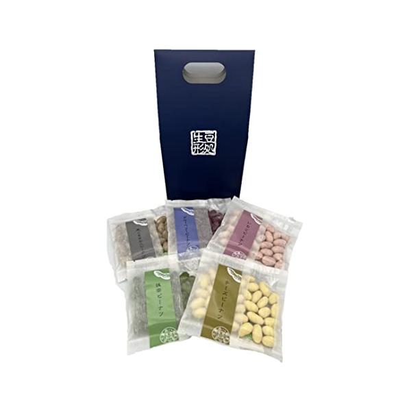 チーズ・抹茶・苺・黒ごま・ブルーベリーのフレーバーピーナッツです。落花生の本場千葉県八街産の落花生です。八街市内の契約農家より届いた落花生を、市内の自社工場で加工しています。落花生は火を通したてが美味しい 毎日職人が煎り上げ、お客様に美味し...