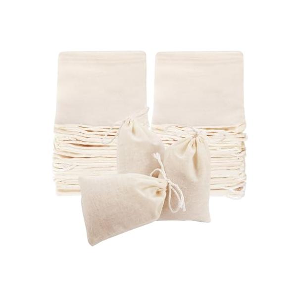 商品仕様 巾着袋50枚セット、サイズ：15*10cm、素材：コットン。 高品質材料 天然コットン素材は浸透性と耐熱性に優れ、無毒で無臭。再利用可能。ご注意：黒い斑が少し織り込んていますので、予めご了承ください。 便利な引き紐付き 両サイドの...