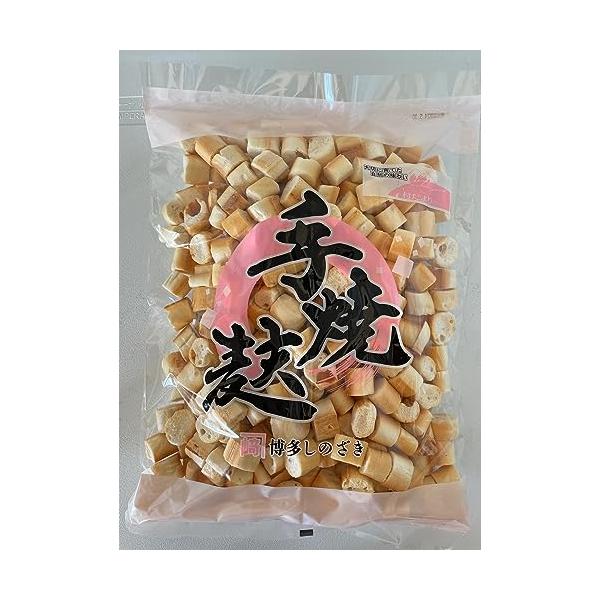 日本古来の伝統食品として、昔ながらの手法で手作りした焼麩、ご家庭の食卓のバリエーションにご利用ください。強力粉をこね、不要のでんぷん質を除き、残ったもち状の小麦たんぱく質を主成分に練り上げたものです。原材料名：　小麦粉(国内製造)、小麦グル...