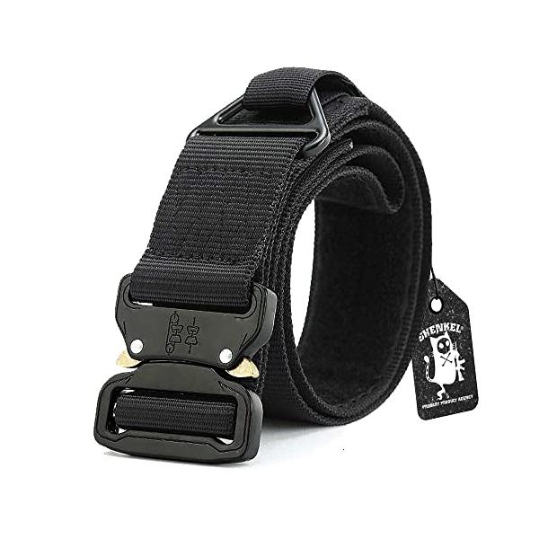 特徴的な外観と強固な固定、ワンタッチで脱着が可能なCobraタイプバックル リガ―ベルトです。 軽量で頑丈な高品質1000Dナイロンを採用し、補強された糸で縫製されて、耐久性と強度を上げています。シングルレイヤーなので柔らかく身体に馴染みや...