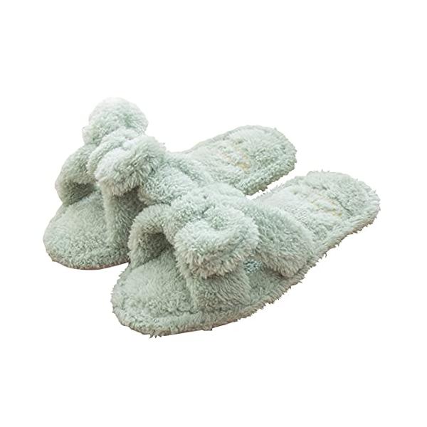 何度も洗えて清潔・衛生的 タオル生地だから洗濯可能 汚れてもすぐに手洗いすればいつも洗いたてで清潔・衛生的に使えます。  吸水性抜群 タオル生地が汗を吸い取るので風呂上りも重宝します。素足で履いてもいつもさらさらで夏でも心地よくオールシーズ...