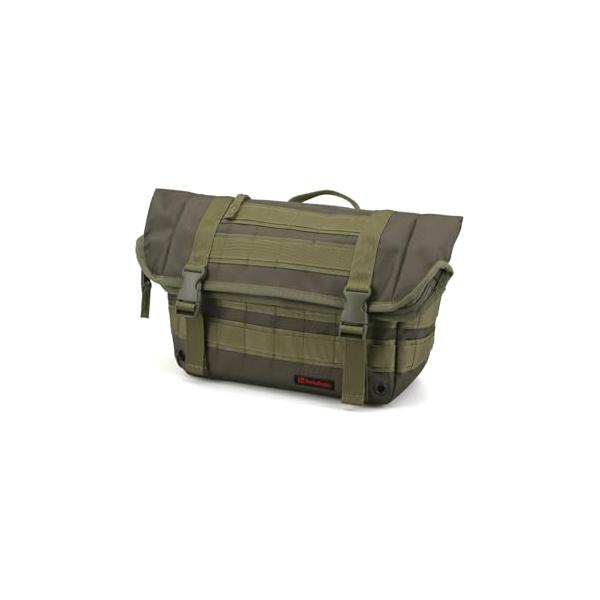 バイク用 防水サドルバッグ(マフラー側対応)インナー防水構造で突然の雨でも安心容量：6L、最大積載重量：2kgサイズ：縦230*横280*幅120mm / 差込部有効幅：230mm商品構成：金具付き固定ベルト*2、樹脂付き固定ベルト*2、ひ...