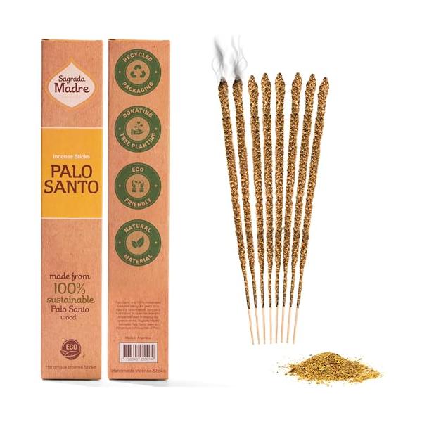 パイン材に香り豊かで神聖なパロサントチップをふんだんにまぶした、自然の恵みを詰め込んだお香廃棄されるフルーツや、天然のハーブや樹脂を配合し、香りと癒しの相乗効果を楽しめる一品に仕上げました。燃焼時間：1時間、サイズ：Φ9 x H230 mm...