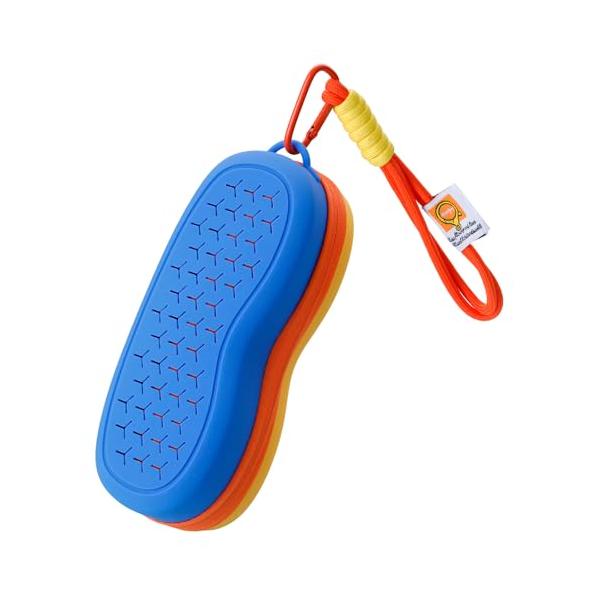 ユニークな形状と明るいカラー メガネをイメージしたユニークなフォルムとビビッドな2色デザイン。ジムやプールバッグの中でも一目で見つかります。 高品質シリコン素材使用 メガネレンズには、傷がつきにくくなるように柔らかくて丈夫なシリコン素材を採...