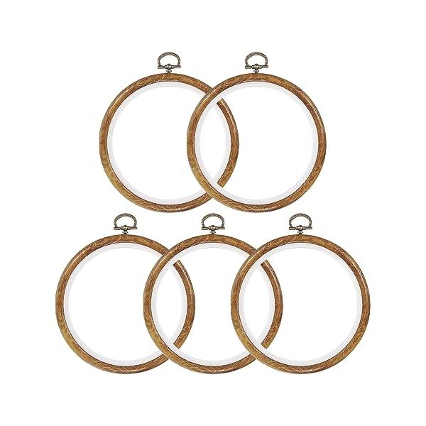 マルチパーパス - 刺繍フープは、刺繍、ニードルクラフト、クロスステッチ、ファブリックペイント、手芸、キルティング、縫製クラフトに適しており、DIYの壁の装飾、リース、ガーランド、フラワーフープ、クリスマスオーナメントなどに応用できます。卒...